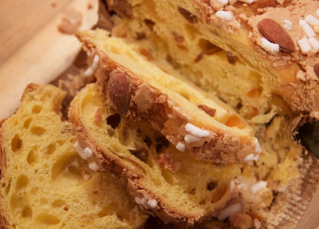 Italian Colomba Cake: A Sweet Tradition | Vorrei Delicious Italian Food ...